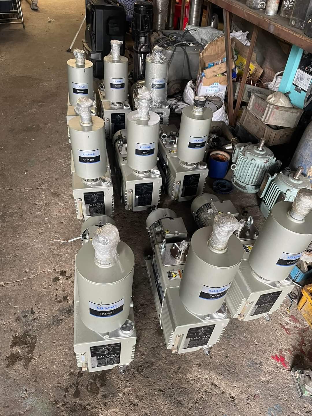 Bơm hút chân không Ulvac VD 401 - Bơm hút chân không cũ công nghiệp ...